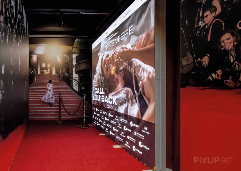 PIXLIP GO LED 300 x 250cm einfach aufzubauen, beeindruckend im Ergebnis