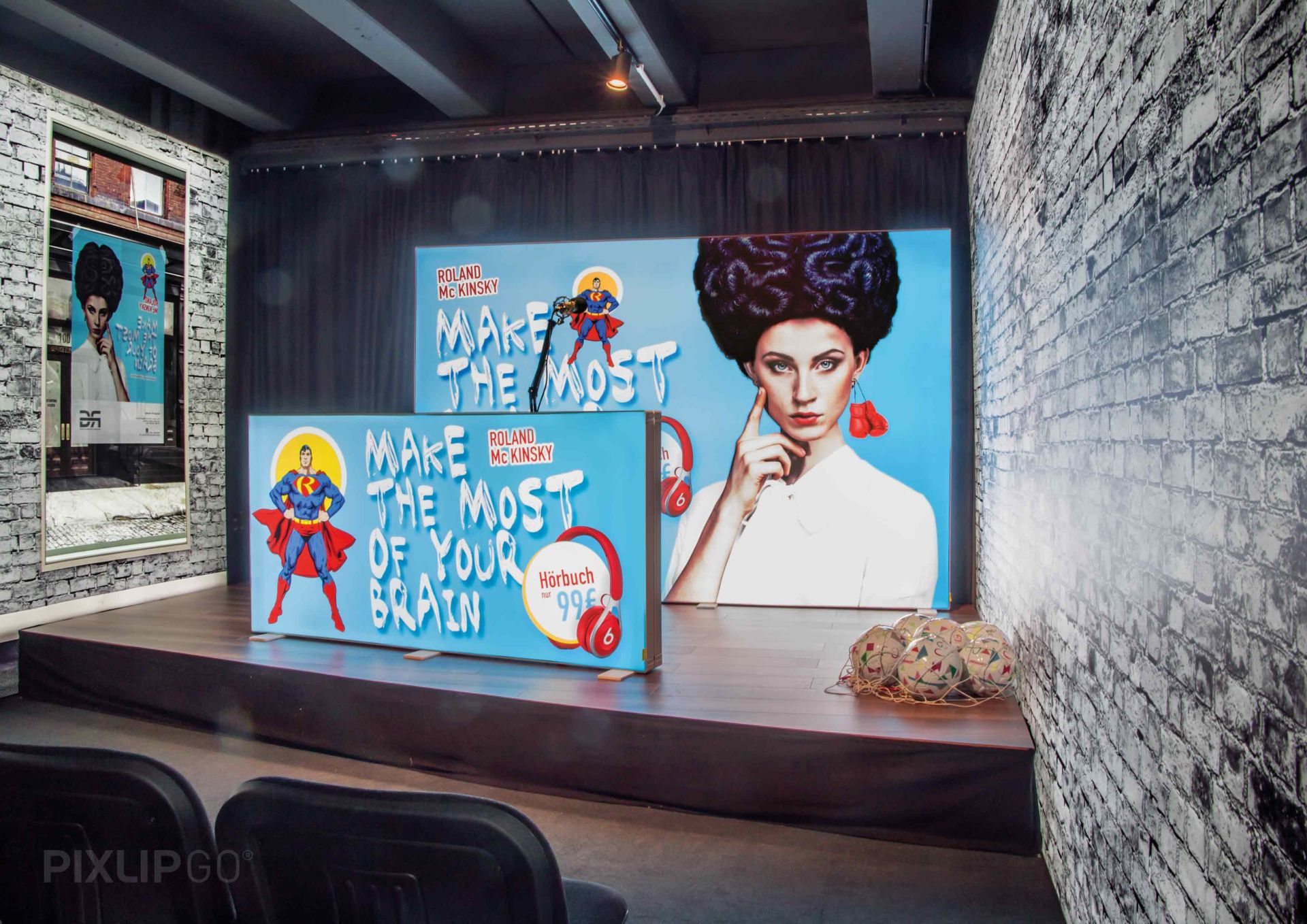 PIXLIP GO LED 300 x 250cm einfach aufzubauen, beeindruckend im Ergebnis